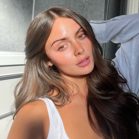 25 Top Beauty Influencers To Follow On Instagram (2023)